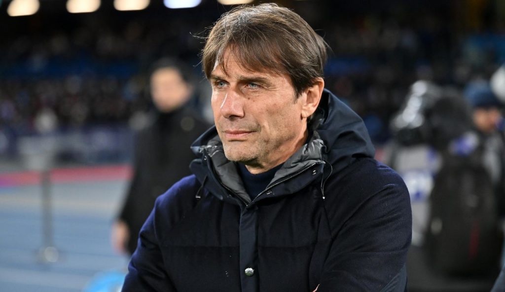 Napoli, Conte: "Voglio regalare alla piazza qualcosa di storico"